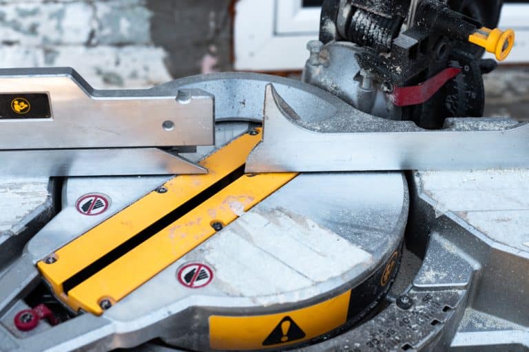 What Does Dual Bevel Mean On A Miter Saw?