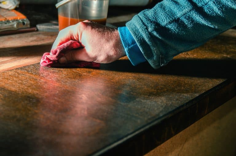 How To Apply Polyurethane To Wood: Tips And Tricks For A Smooth Finish