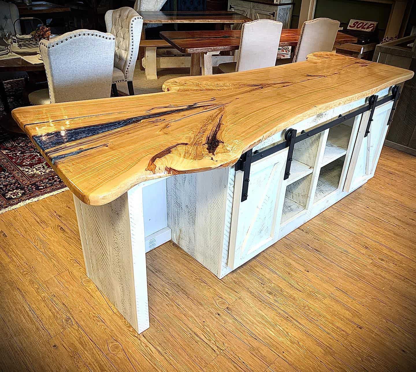 32 Amazing Live Edge Counter & Table Tops