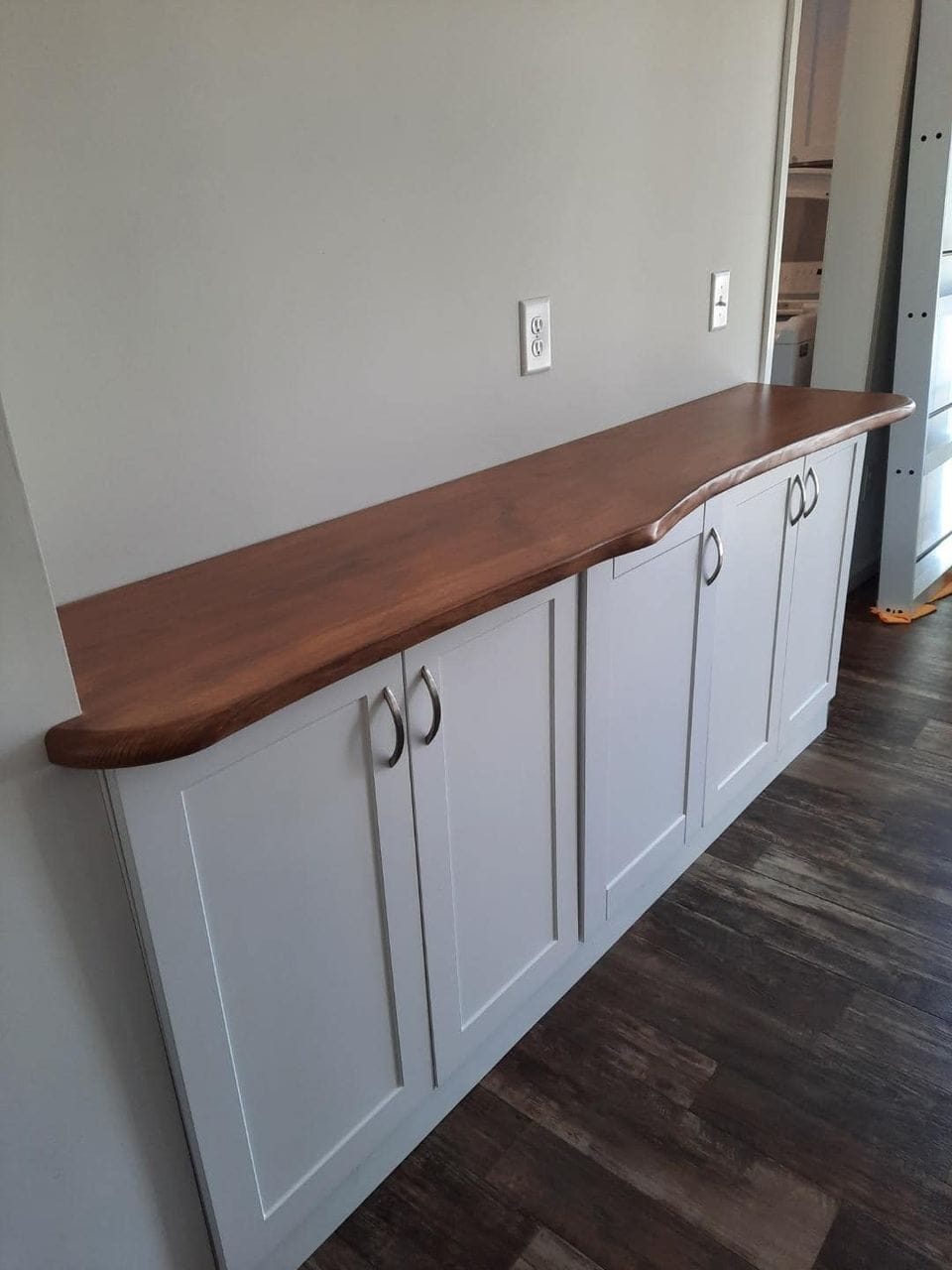 32 Amazing Live Edge Counter & Table Tops